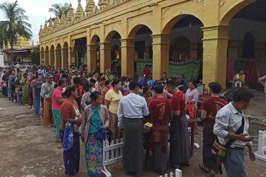 သီပေါမြို့ သီတဂူစက္ခုဒါန ဆေးရုံတော်ကြီး၌ ၅၂ ကြိမ်မြောက် အခမဲ့ မျက်စိစမ်းသပ်ခွဲစိတ် ကုသခြင်းမ